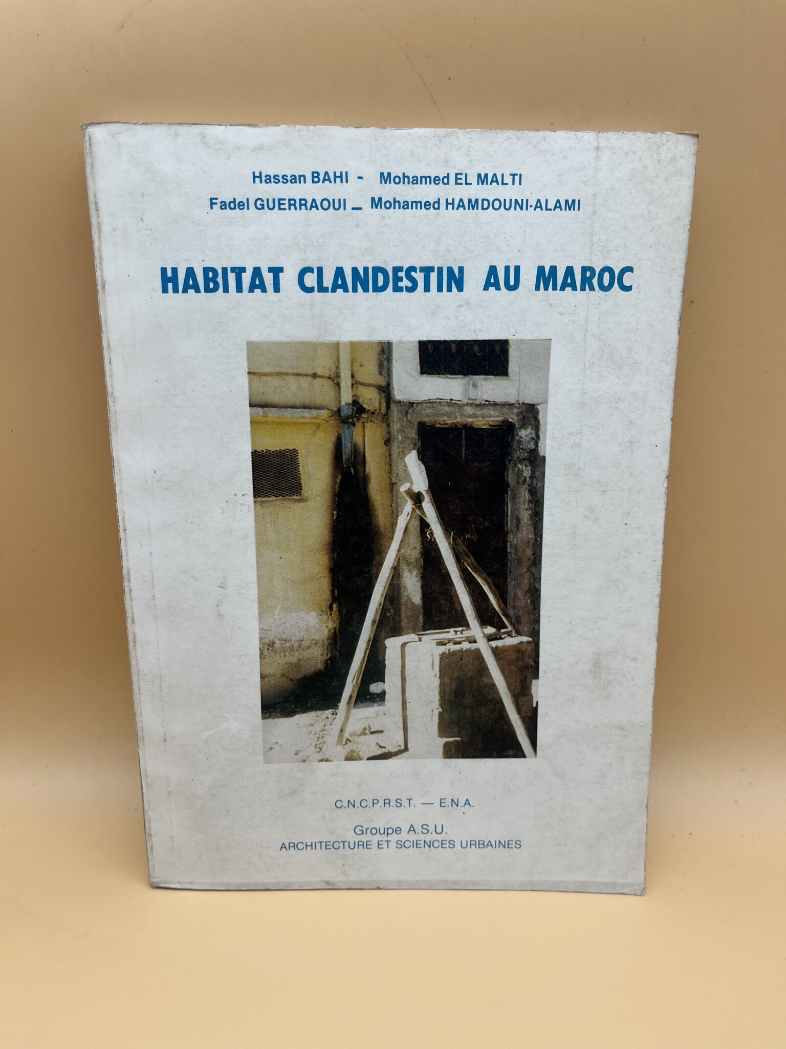 Habitat clandestin au Maroc – Livre d'occasion au Maroc - Bouquiniste Maroc